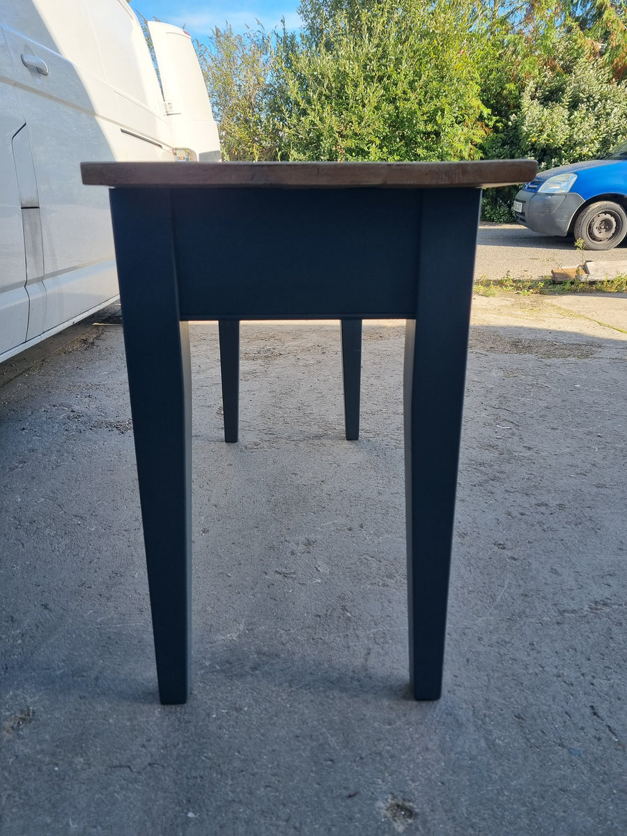 Tapered Leg Side-table – Stewart Long Interiors